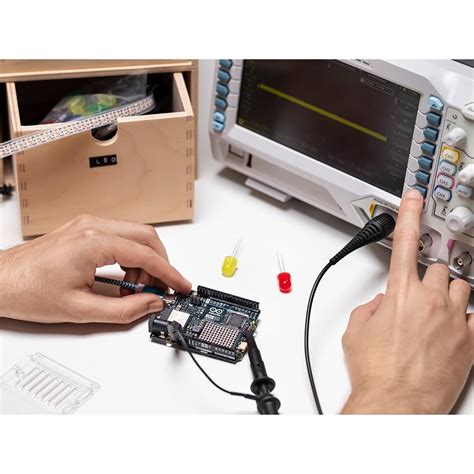 Arduino Uno R4 Wifi Renesas Ra4m1 Esp32 S3 Wi Fi Bluetooth Usb C Can Dac Op Amp