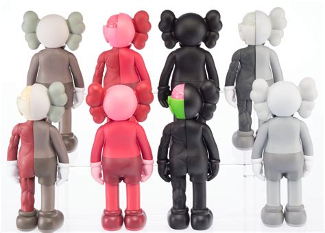 Kaws Kaws Companion Flayed And Companion Editions Vinyl Figure