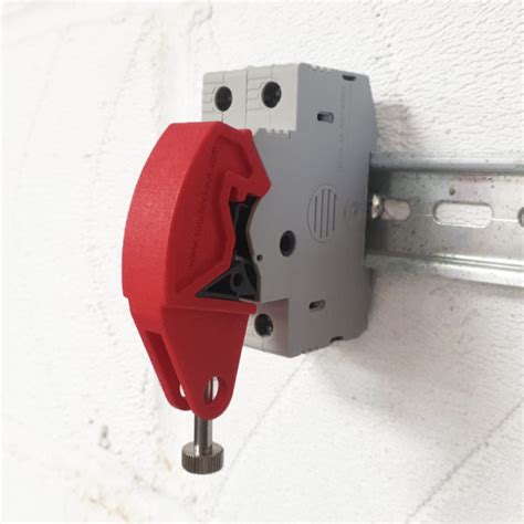 Fuse Lockouts Total Lockout