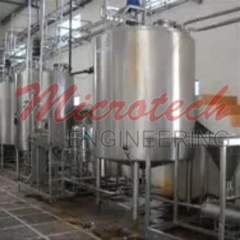 Semi Automatic Pineapple Processing Plant At Rs 2458897piece In New Delhi Id 2853638720330