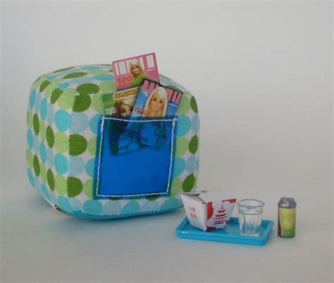 Fashion Fever Forniture Fab Footrest 2005 My Barbie Site