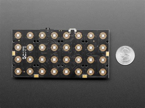 adafruit neotrellis m4 con confezione kit custodia e pulsanti