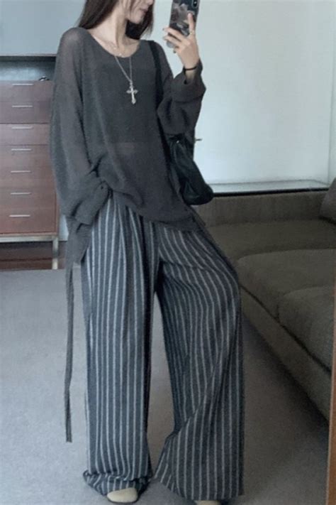 핑크프릴 Set 그레이 은근 시스루 긴팔 루즈핏 스웨터 스트라이프 와이드팬츠 투피스세트