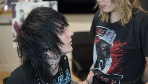 Johnnie Guilbert And Grace Van Dien 🖤🤍