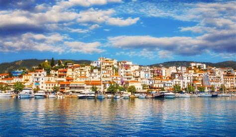 Best Hiking In Greece 19 Unmissable Hiking Trails And Routes