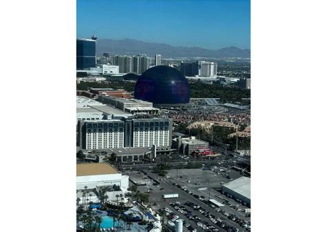 10 Hotels With The Best Views Of The Sphere