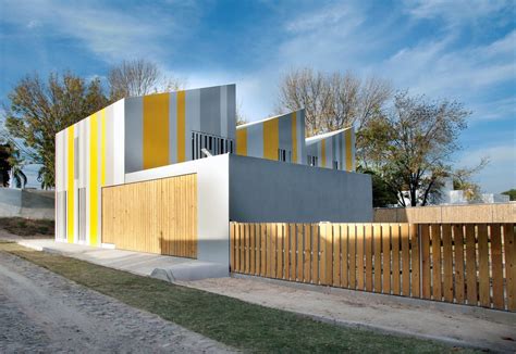 Yellow Architect 79 Photo