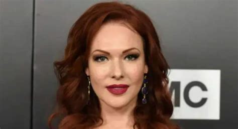 Erin Cummings Height Weight Measurements Bra Size Shoe Size