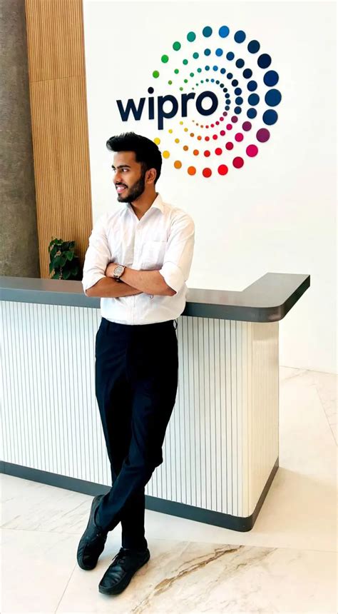 Exploring The Dress Code Policy In Wipro What To Expect Shunvogue