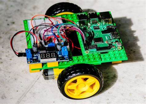 Easy Diy Gobot Raspberry Pi Robot Geeky Gadgets