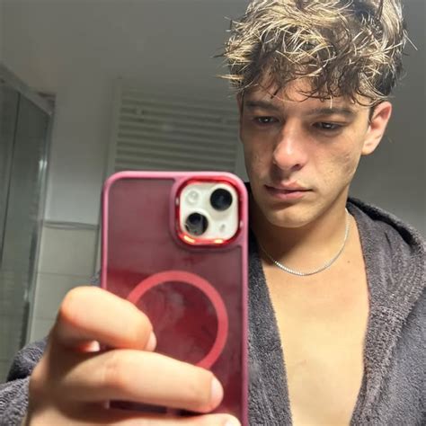 Alessio Cheli Alessiocheli • Threads Say More