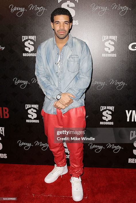 Drake Arrives At The Cash Money Records 4th Annual Pre Grammy Awards