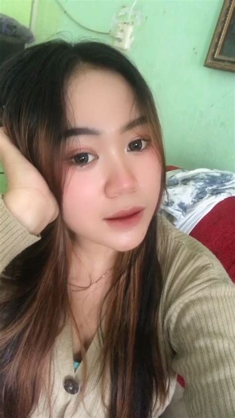 Pin Oleh Mitra Perdana Service Di Cwe Penyimpanan Foto Orang Cantik Wajah Gadis