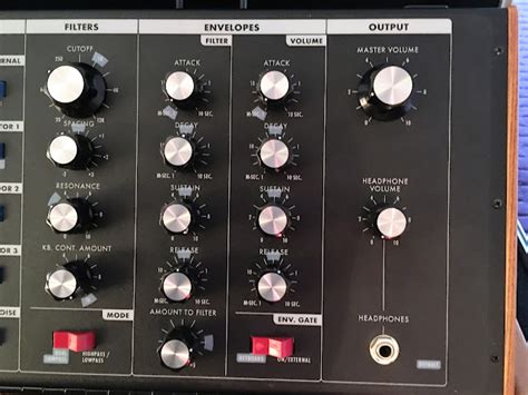 MATRIXSYNTH Minimoog Voyager Old Babe Edition