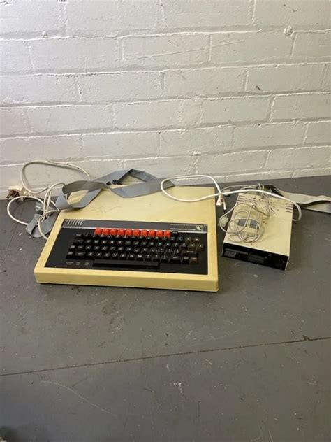 vintage bbc micro computer model b pace floppy untested lights up etc £125 00 picclick uk