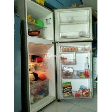 Kulkas Lg Pintu Murah Tipe Gndiv Slt Bekas Normal Terawat Nego Di Sukabumi Tribun Jualbeli