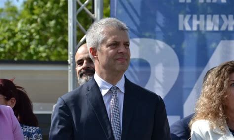 Антикорупционната комисия влезе в дома на Благомир Коцев и в община Варна кметът е арестуван