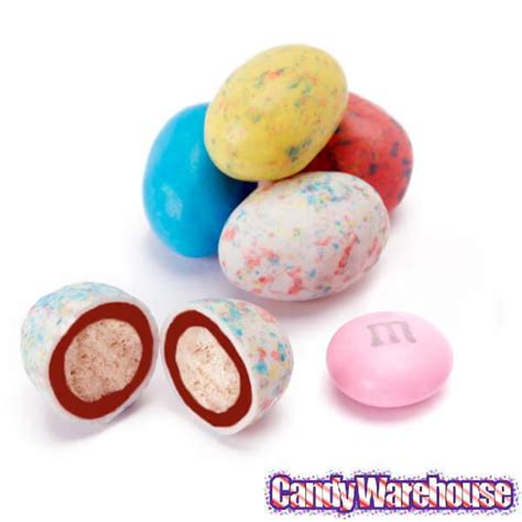 Whoppers Mini Robin Eggs Candy 9 Ounce Bag Bestcandyshop
