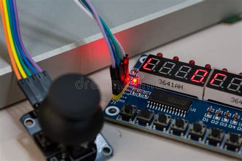 Las Placas De Circuito Abiertas De La Palanca De Mando Conectaron Pwb B De Arduino Screws Blue