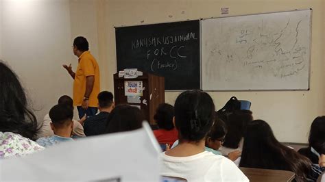 Law Faculty Lc1 Lc2 Umang Bhawan First Class Taken By Our Teacher