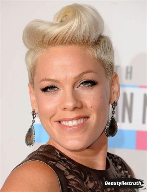 50s Hairstyles 46 Sizzling Hot Looks For Women In 2024