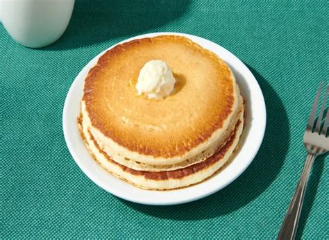 7 Chain Restaurants Known For Massive Pancake Stacks