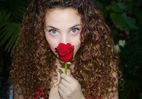 Pin By Alexandra Rae On Sofie Dossi Sofie Dossi Cindy Kimberly
