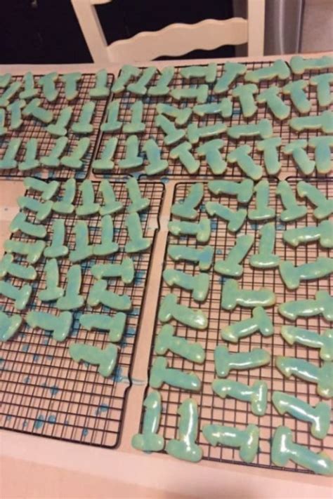 This Mom S Cookies Are Accidentally Offensive 4 Pics