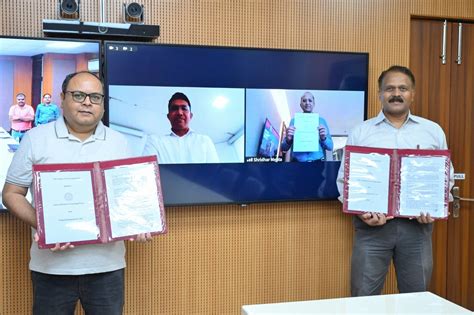 Iit Kanpur Transfers Technology For ‘detection Of Mastitis In Bovines