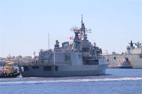 MaritimeQuest - HMNZS Te Kaha F-77 Page 2