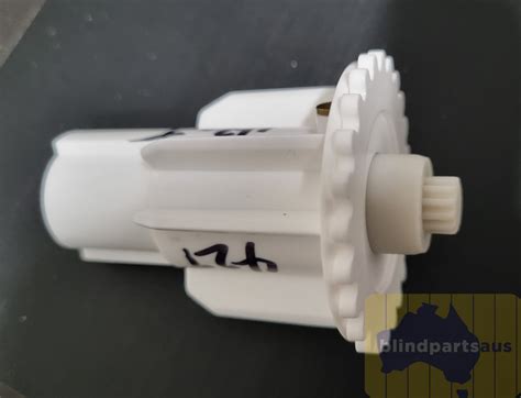 42mm Joiners And Centre Bracket Set Slimline To Suit 42mm Drums On Roller Blinds Operate