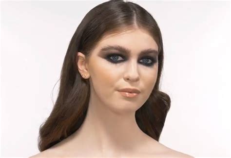 Watch How To Become A Sexy Glamoween With Carter Beauty