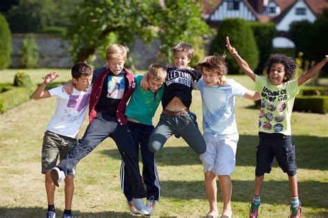 British Time Школа английского языка British Time для детей и взрослых продолжает набор