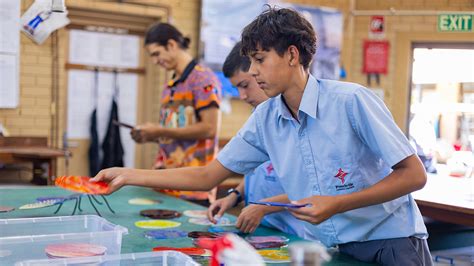 Prendiville Takes Global Stage Displaying Glasswork At Sculpture By