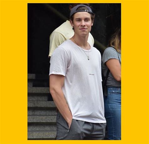 Maya Adlı Kullanıcının Shawn Mendes Panosundaki Pin