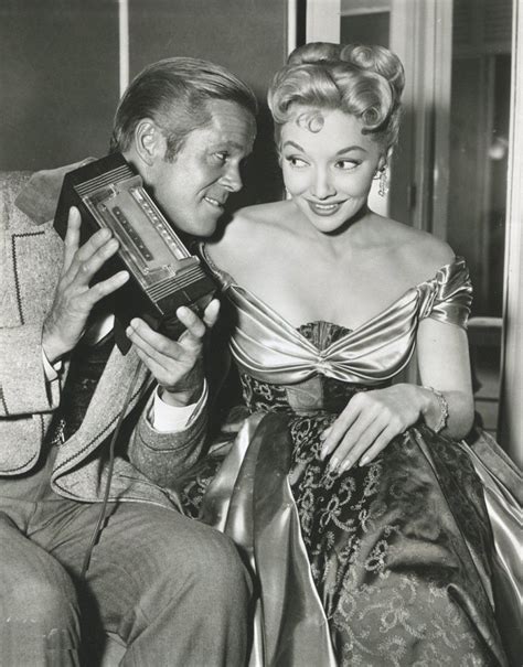 Mari Blanchard Dan Duryea Rails Into Laramie 1954 Duryea