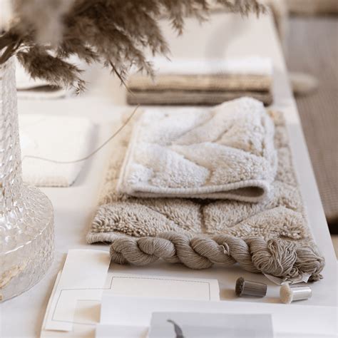 Classis Collection Left Label