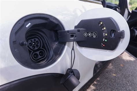 Car Reviews Mini Electric Fun Premium And Zero Emission Carsifu