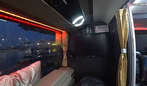 Mewah Bus Suite Class Sinar Jaya Kabin Nyaman Berlimpah Fitur