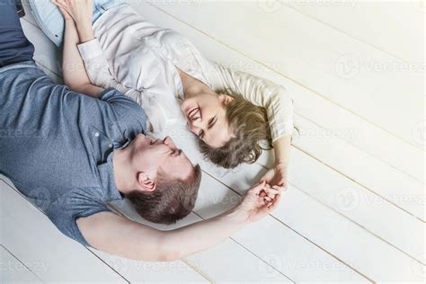 Pareja Sexy Romántica Enamorada Pasando Un Buen Rato Juntos Mujer