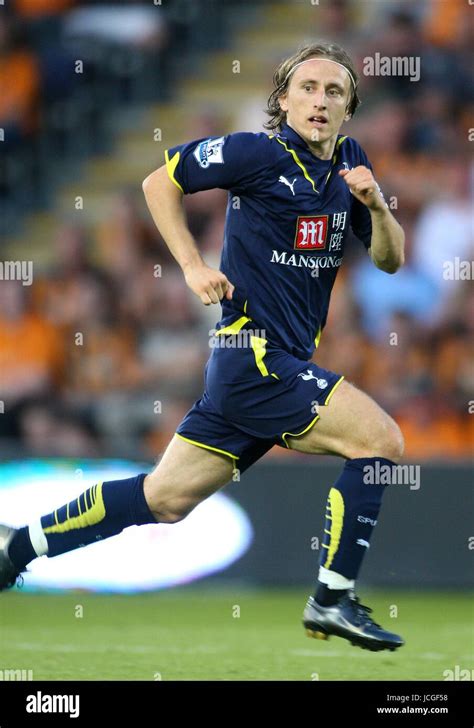 Luka Modric Tottenham Hotspur Fc Hull City V Tottenham Kc Stadium Hull England 19 August 2009