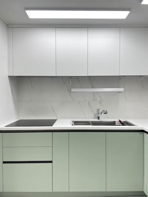 민트 색상 포인트로 화사함을 더한 30평대아파트인테리어 라이프스타일 슈퍼앱 오늘의집