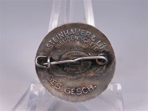 Early Deutsche Jungvolk Membership Badge With V Marking