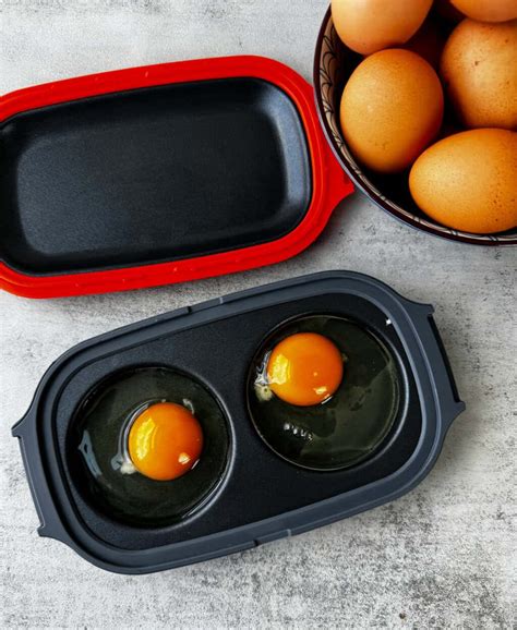 How To Use A Microwave Egg Cooker For Perfect Eggs