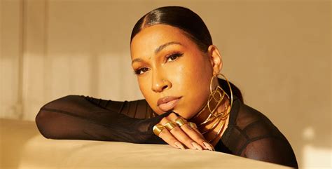 Toronto Singer Melanie Fiona Bounces Back From Decade Long Hiatus With