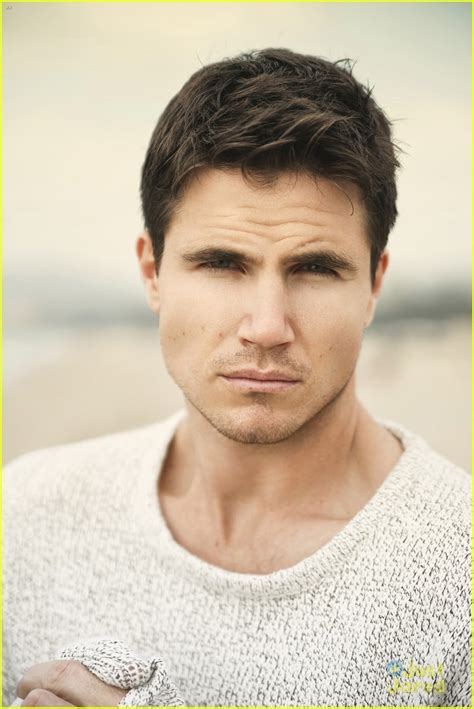 Robbie Amell And Fiance Italia Ricci Love Going To Breakfast Together