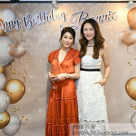 熱爆娛樂 45歲黎淑賢與4個仔大搞生日會 6個蛋糕同大紮公仔花夠排場 黎淑賢