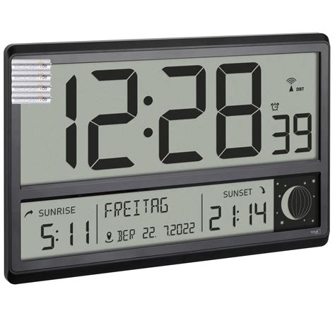 Amazonde Tfa Dostmann Digitale Xl Funk Wanduhr 60452401 Mit