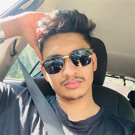 Irosh Treeස් 🤩🌳💚🌥️☑️ ගසක් යනු බොහෝ මිනිසුන් නොසලකා හරින දෙයක්වේ එසේම ගසුත් අපව