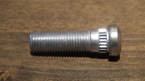 ホイールスタッドボルト 73 91y Dorman 716 20 リア4wd 6穴仕様 ハブボルト ハブスタッド ラグスタッド 716